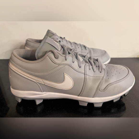 Nike | Shoes | Nike Jordan Retro Baseball Cleats Mens 15 | Poshmark